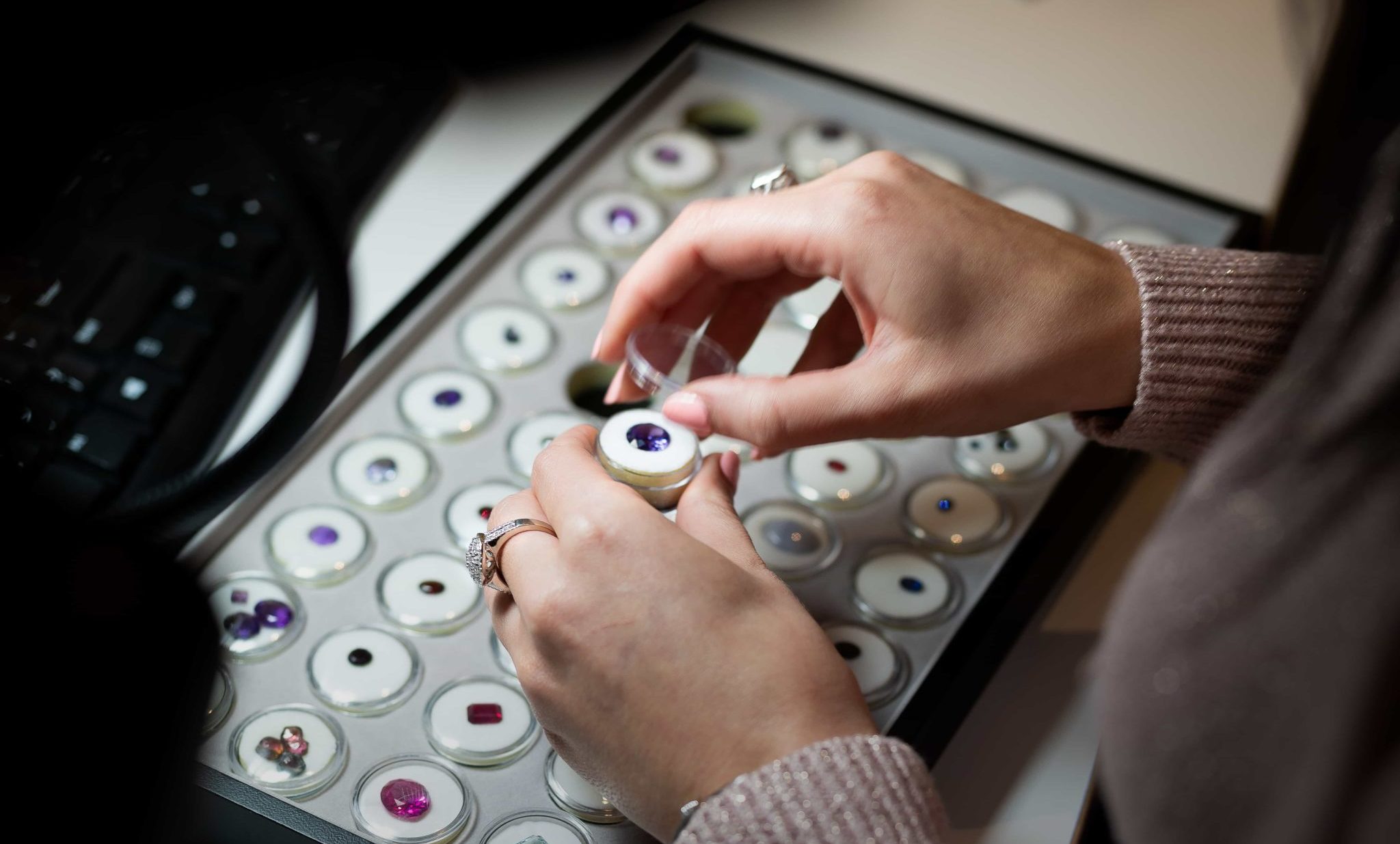 Gemstone Jewellery Valuations - The Jewellery Valuation Centre